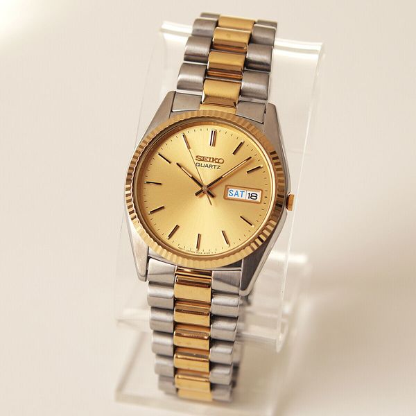 Vintage Seiko 7N43-8111 Men's Day Date Two Tone Quartz Watch Mint! | WatchCharts