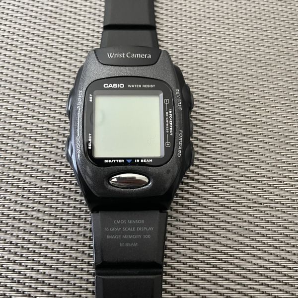Casio wqv 2 wrist camera vintage japan made men's watch for parts or ...