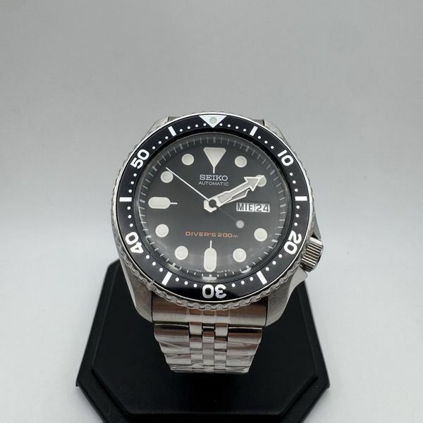 Seiko SKX007K2 Wrist Watch for Men | WatchCharts Marketplace