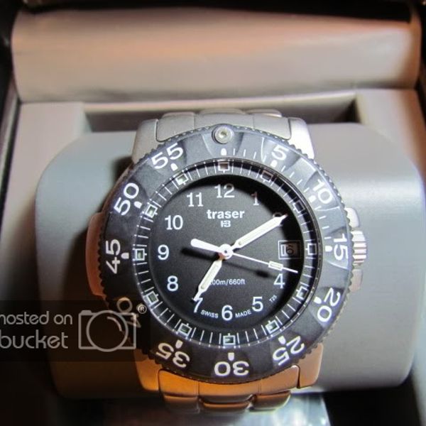 Traser Commander titanium, sapphire, tritium with titanium bracelet ...
