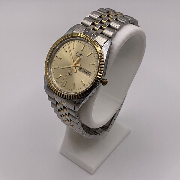 Timex LA Cell Quartz Watch Menâ s Silver And Gold Watch Needs Battery ...