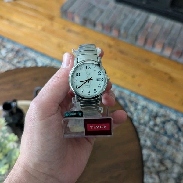 Timex Indiglo Easy Reader: Model T2H451, WR 30M, Quartz, Analog, Date ...