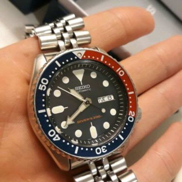 Seiko SKX009 Automatic Pepsi Dial Stainless Steel 200m Diver Watch ...