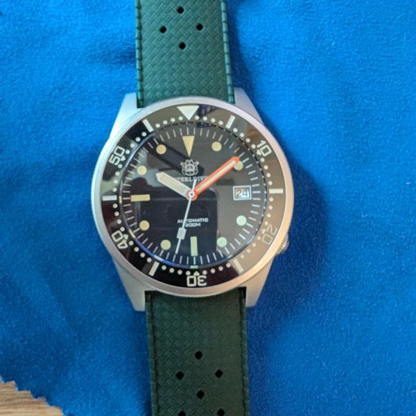 [WTS] Steeldive SD1979 black dial | WatchCharts Marketplace