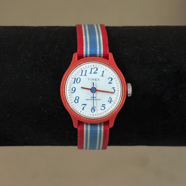 Timex Women's Watch Vintage Mechanical Manual Wind-Up Analog Red White ...