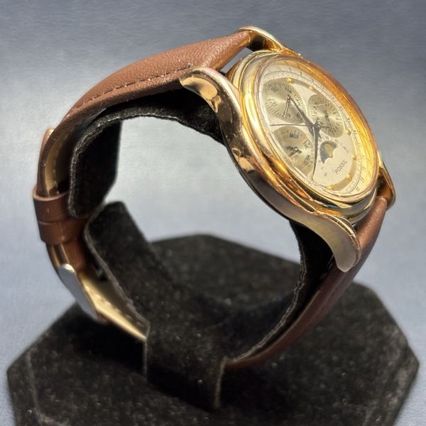 Vintage Fossil Moon Phase Gold Tone Date Quartz Watch - Read ...