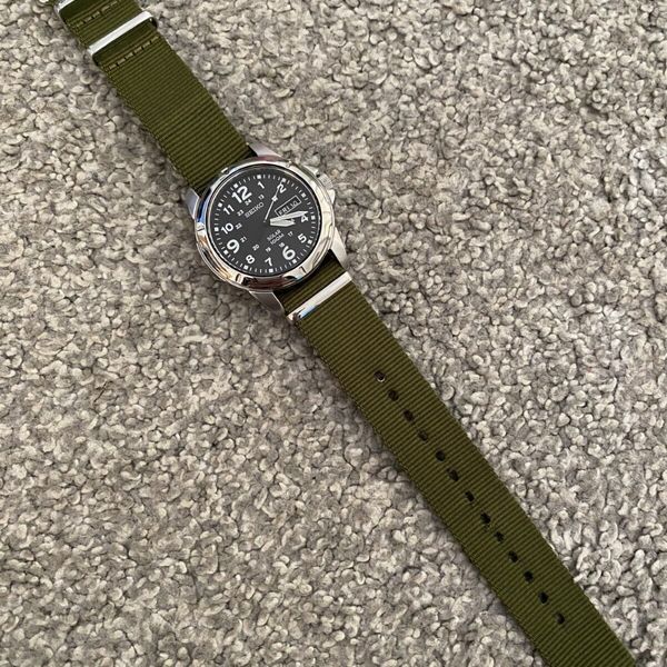 SEIKO V158 SOLAR ANALOGUE MILITARY FIELD OFFICER STYLE WATCH - BLACK ...