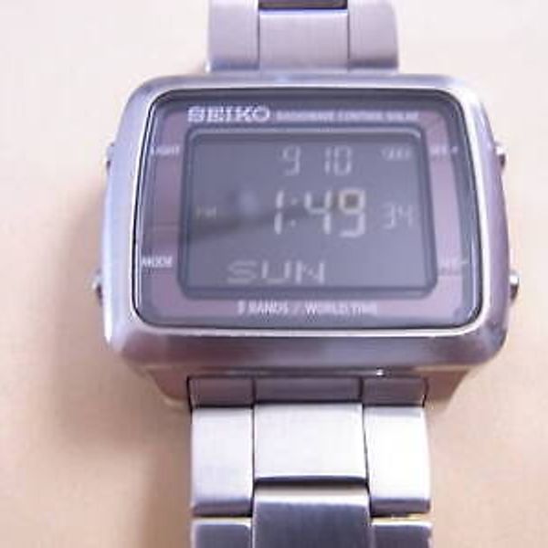 Seiko Radio Solar S760 Operating Digital World Time | WatchCharts ...
