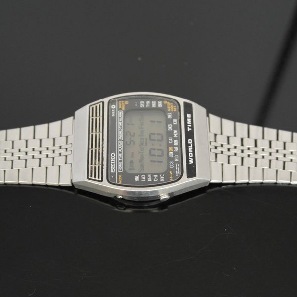Vintage Seiko World Time 1979 Digital Quartz Original Bracelet Watch ...