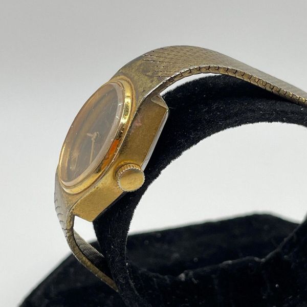 Orient Oval Shaped Tiger's Eye Dial Gold Tone Manual Wind Ladies Watch ...