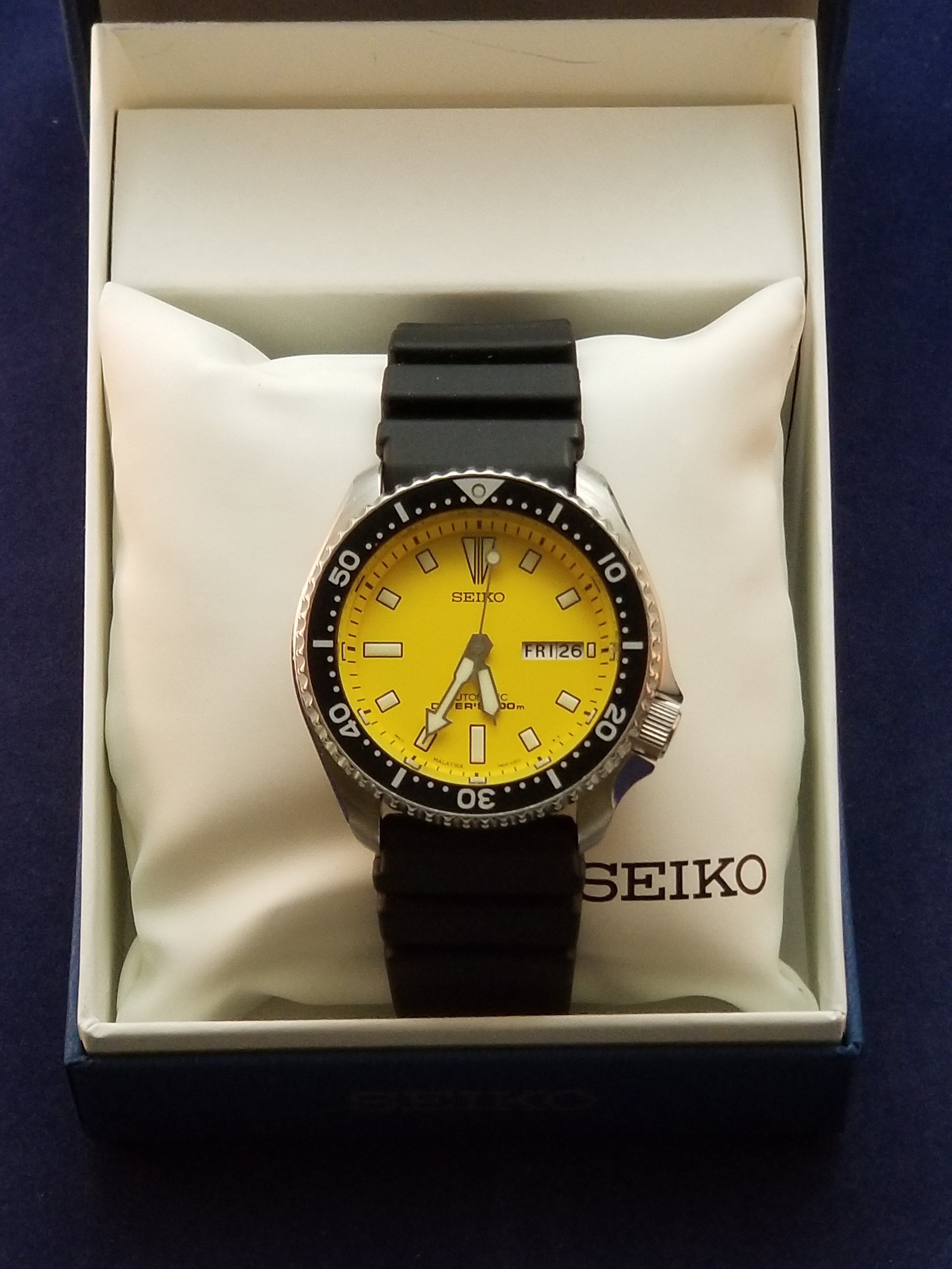 FS: Seiko SKXA35 Dive Watch $525 Shipped Conus | WatchCharts