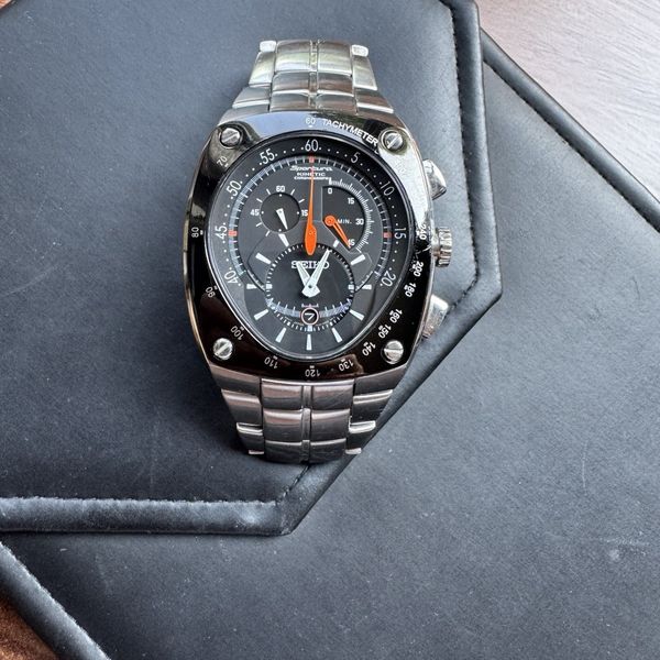 Seiko Sportura Kinetic Chronograph Men's Black Watch SNL015 Alien Head ...