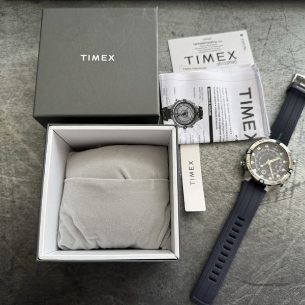 Timex Men's Intelligent Quartz Watch TW2V22100 Tide, Temperature ...