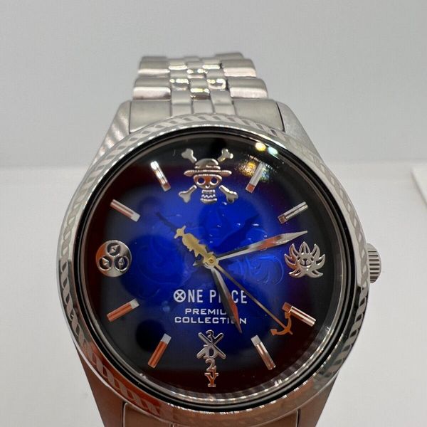 SEIKO ONE PIECE V501-HAZ0 Romance Dawn Analog Blue Mens Watch Japan ...