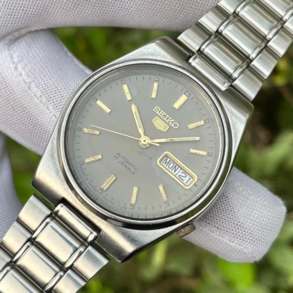 Vintage Seiko 5 Champagne Dial Automatic Japan Made Men's Watch 7009-3131 | WatchCharts Marketplace