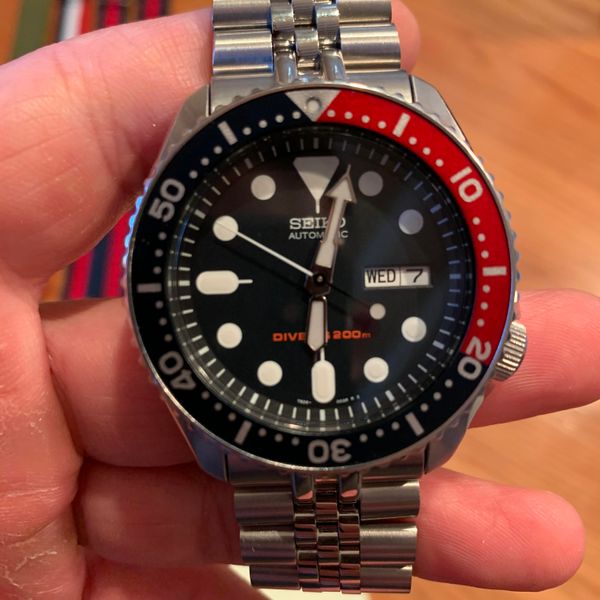 [WTS] Seiko SKX009 + Strapcode Jubilee + 4 extra nato straps | WatchCharts