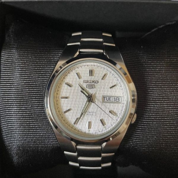 *Lowest Price* Seiko 5 SNK601 Men's Automatic Silver White Textured ...