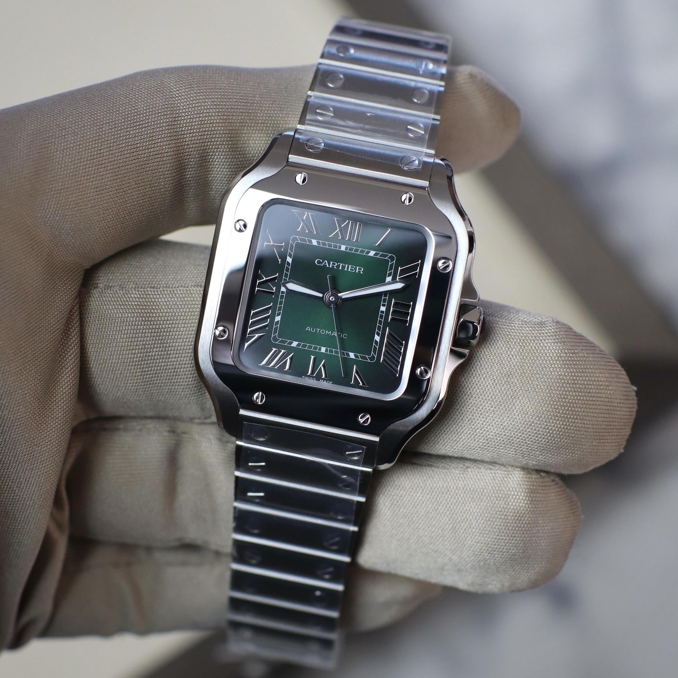 [WTS] Brand New Cartier Santos de Cartier Green Dial Medium WSSA0061 ...