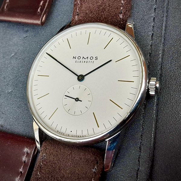 Nomos Orion 38 Display Back Alpha Movement 3 Straps Box Leather Case ...