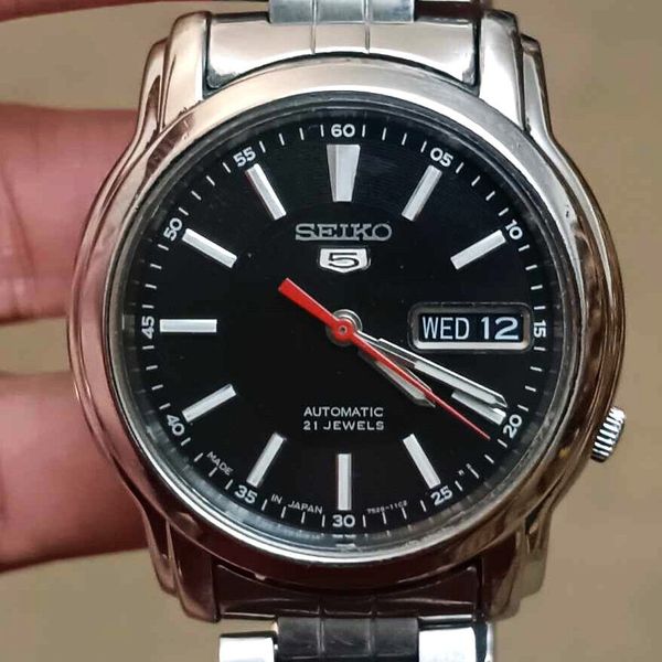 Vintage Seiko 5 automatic Black dial watch 21 jewels Cal 7s26 | WatchCharts Marketplace