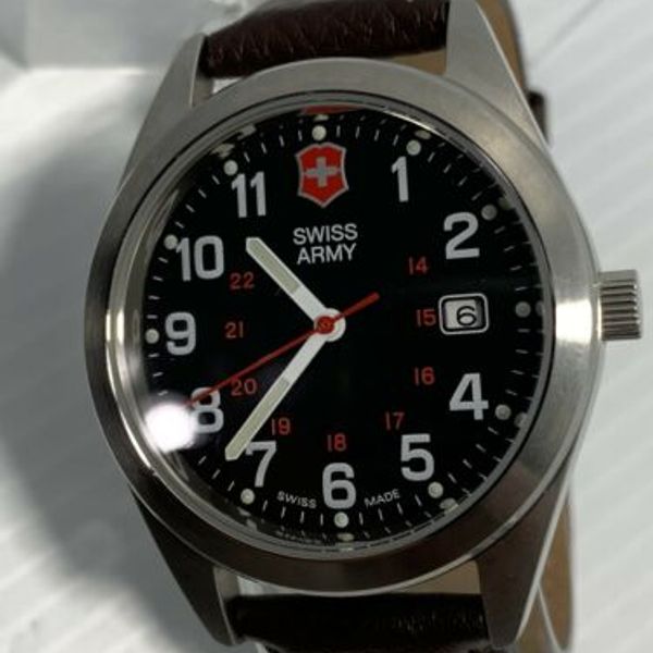 Victorinox Swiss Army Garrison Stainless & Leather Mens Watch 241083 ...