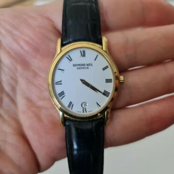 Raymond Weil 5571 Slim Gents Dress Watch In GWO | WatchCharts Marketplace