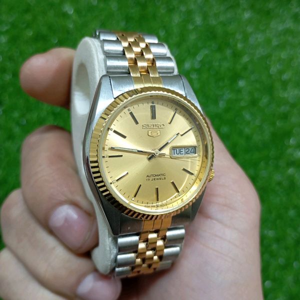 vintage Seiko 5 Automatic Day/Date 7009-3111 Mens watch Golden Dial ...