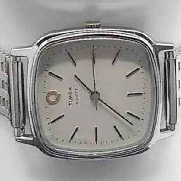 Timex Q Quartz Mens Classy Analog Vintage Wrist Watch | WatchCharts ...