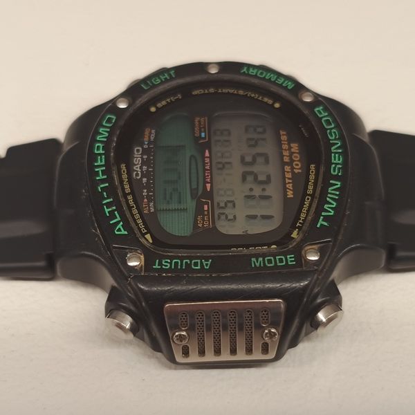 CASIO ALT-6000 Alti-Thermo Twin Sensor 1990's Retro Digital Watch ...