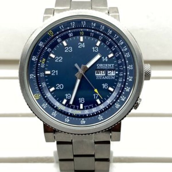 New Old Stock Orient cem58002 Titanium Automatic slide rule watch ...