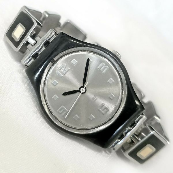 Swatch Swiss Quartz Watch 2002 Black Silver 25mm Womens | WatchCharts ...