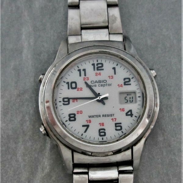 Casio Wave Ceptor Funkuhr,Herrenarmbanduhr,Uhr läuft,WVQ-140E,Modul ...