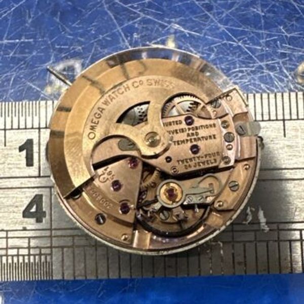 Omega Constellation Movement Automatic 561 | WatchCharts Marketplace