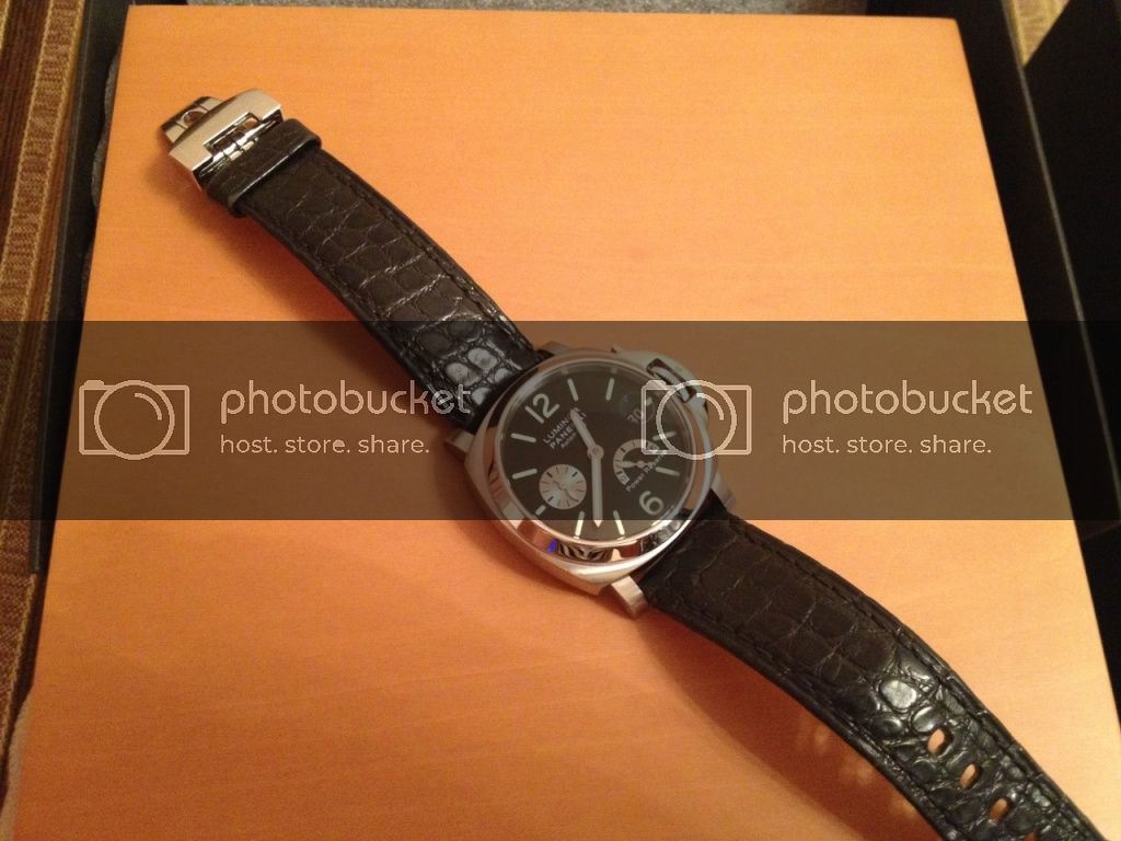 FS: Officine Panerai Luminor Automatic Power Reserve PAM 125 | WatchCharts