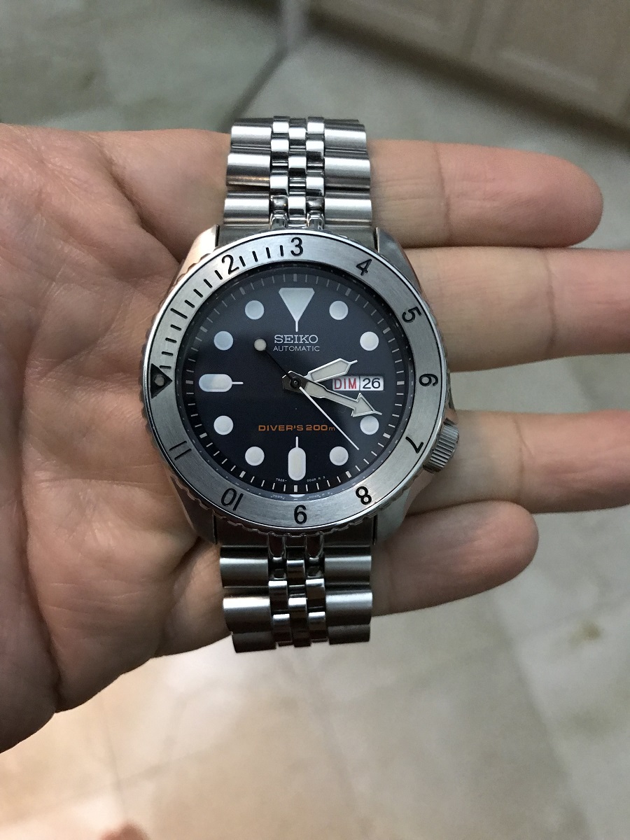 FS: Seiko SKX009 with Yobokies GMT Bezel Mod | WatchCharts