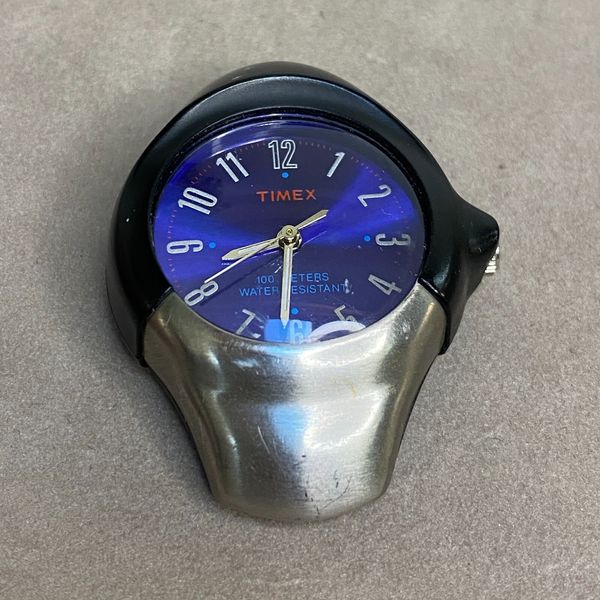 Vintage 1999 Timex Navy & Silver Round Blue Face Water Resist 100m New ...