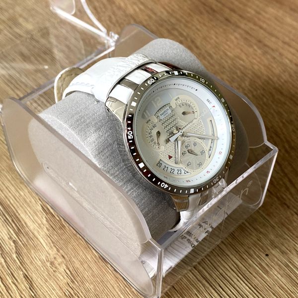 Swatch YRS426 Irony Chrono Retrograde - Cold Hour White 41.50mm ...