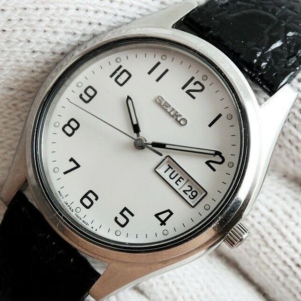 Vintage White SEIKO 7N43-9011 Japan Quartz Steel Mens Day & Date Watch ...