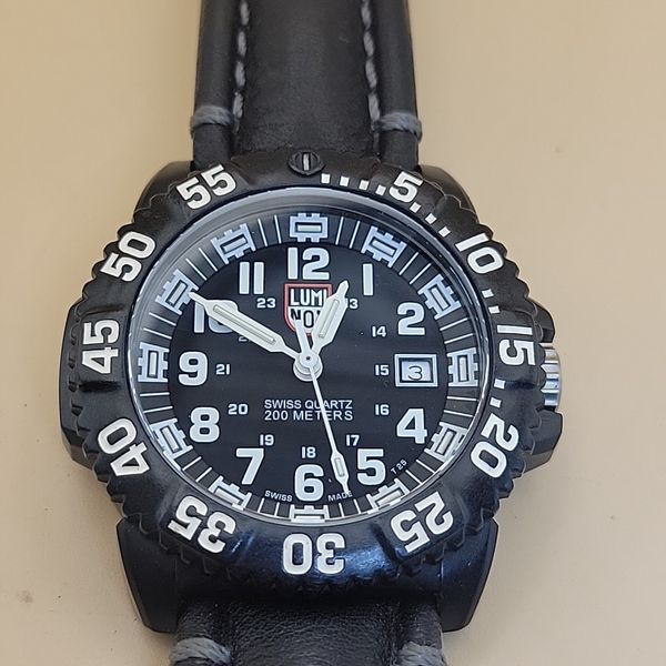 Luminox Navy seal series 3050-Carbonox Men's Watch Leather Band 8.5 ...