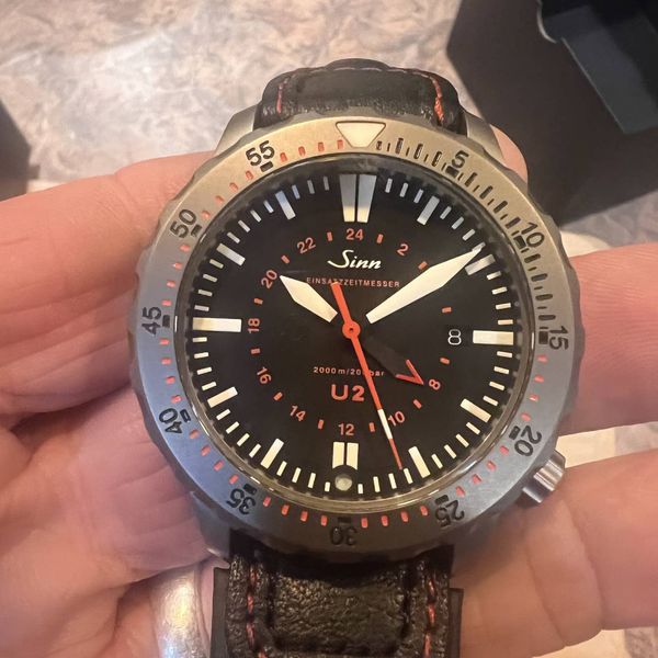 Beautiful Sinn U2 with bracelet and straps, one year left on warranty ...