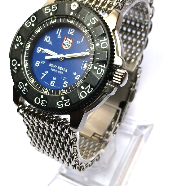 LUMINOX NAVY SEAL 3100 /3103 BLUE DIAL S/S CASE (NEW BATT) SHARK MESH S ...