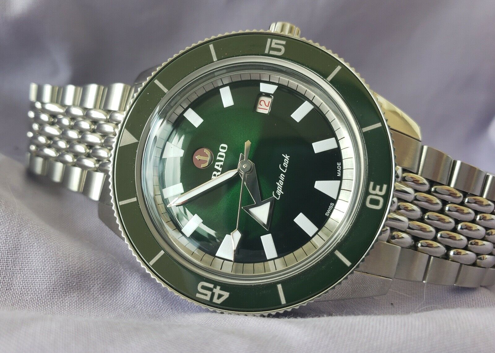 Rado Captain Cook 42mm Green Dial R32505313 - Mint | WatchCharts