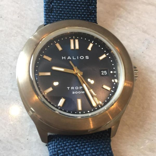 SOLD: Halios Tropik B Blue Dial | WatchCharts Marketplace