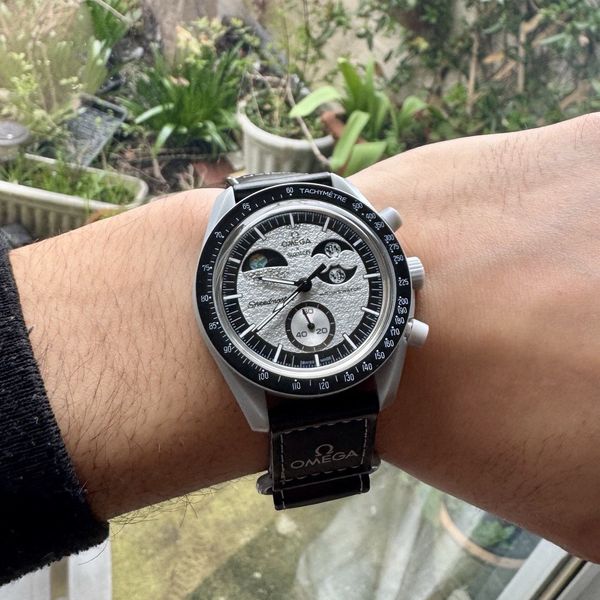 Swatch x Omega Mission to Earthphase â Mint- New Moon Phase & Earth ...