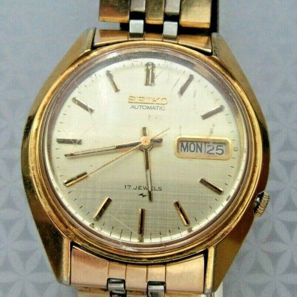 RARE SEIKO AUTOMATIC 17 JEWELS MENS WATCH JAPAN 7009-827LR - works | WatchCharts Marketplace