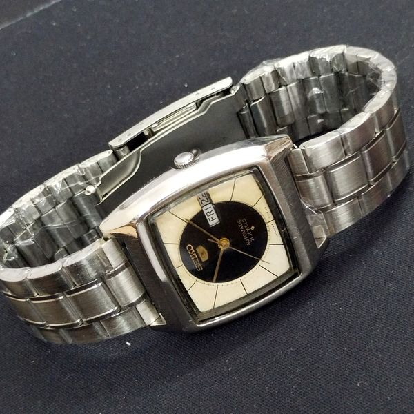 Vintage Seiko 5 Automatic Men's Watch Rectangular Black Cream Dial ...