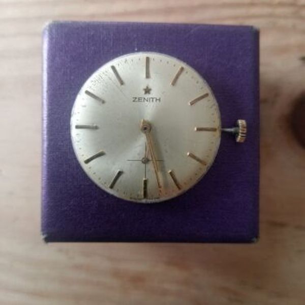 VTG RARE ZENITH 2531 SWISS MADE WIND UP WATCH MOVEMENT Working ...