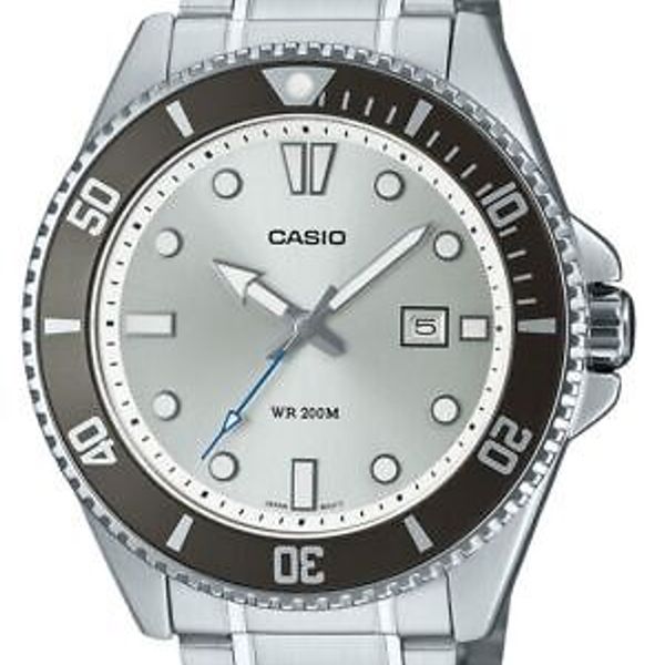 Casio Standard Silver Dial Quartz Sports 200M Men's Watch MDV-107D-7AV ...