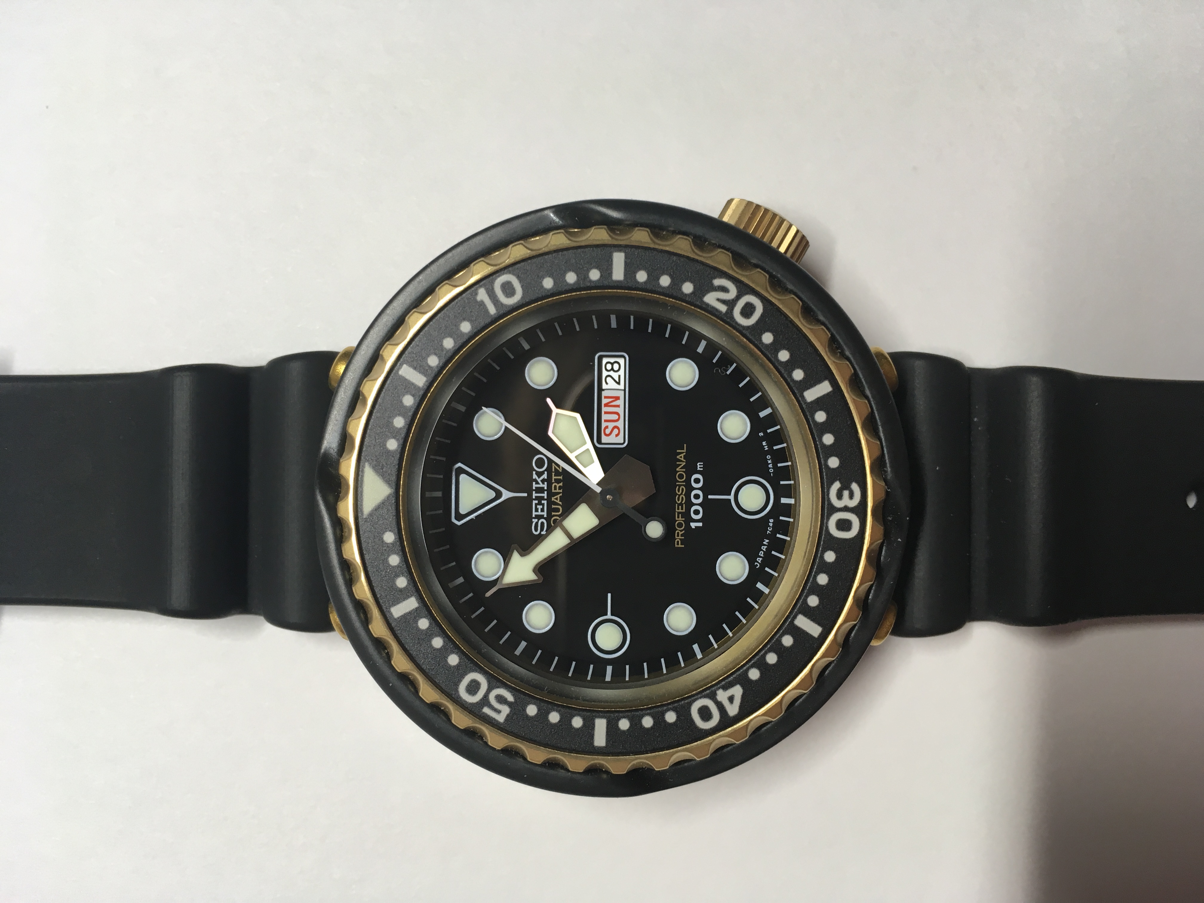 FS: Seiko Golden Tuna reissue S23626 1000m he-gas divers | WatchCharts
