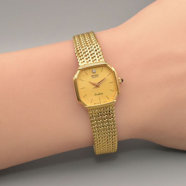 Vintage [N MINT] SEIKO Exceline 1221-5080 Gold Diamond Dial Quartz Women Watch | WatchCharts ...